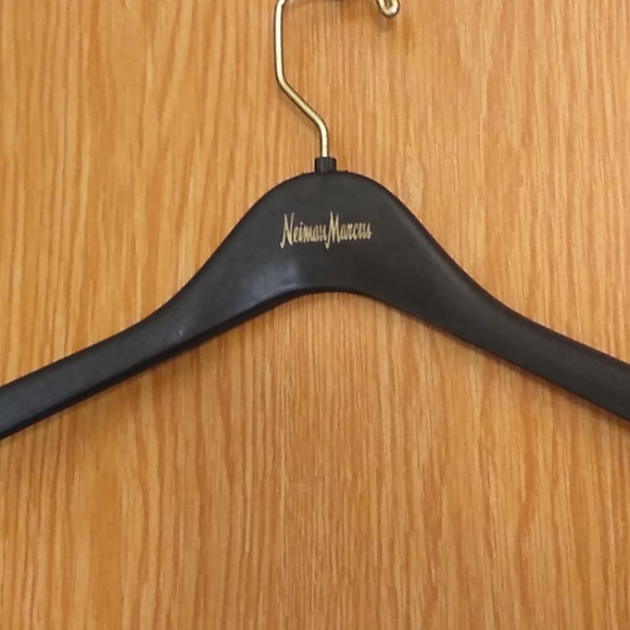 Neiman Marcus | Accessories | Neiman Marcus Hanger | Poshmark